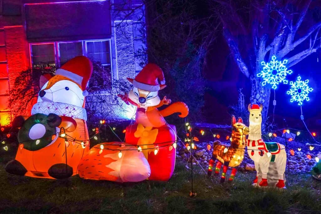 Bucks County Christmas Lights Displays to See (2025) - Guide to Philly