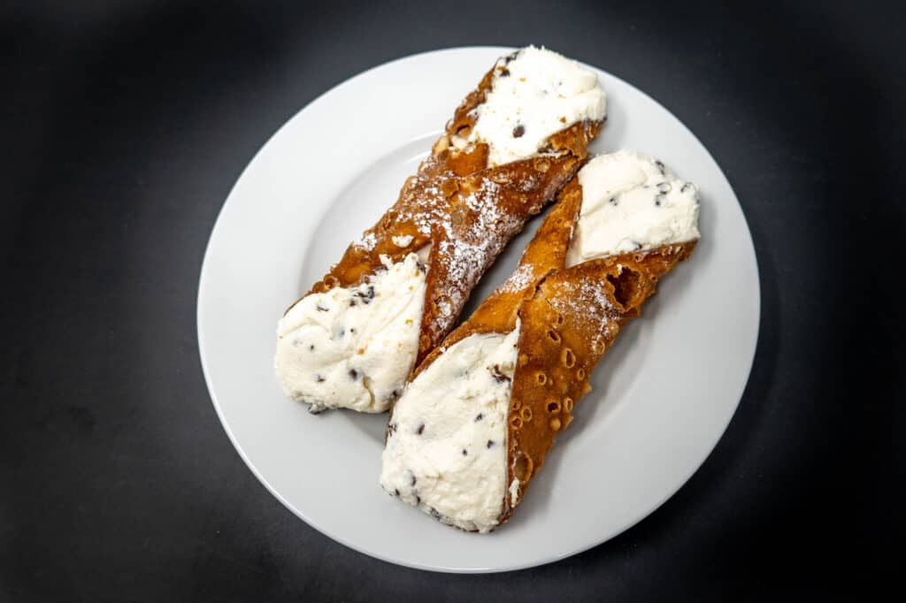 17 Iconic Philadelphia Foods for Your Bucket List - Guide to Philly