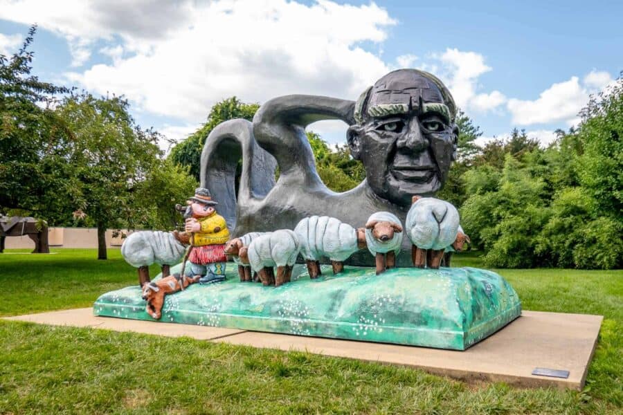 Visiting Grounds for Sculpture, Hamilton's Art-Filled Garden - Guide to ...